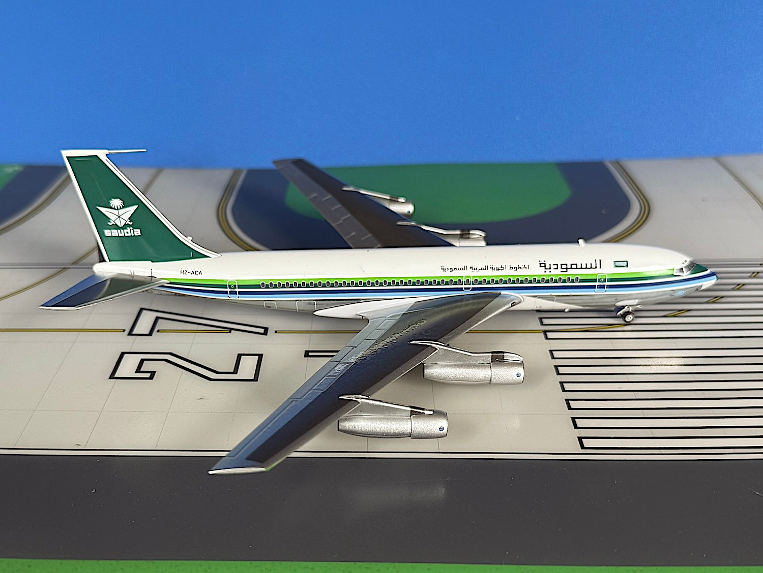 Saudia Boeing 720-068B HZ-ACA 1970s colors 1:200 scale diecast Aerocla ...